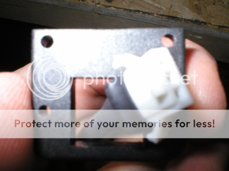 How-To: Install the Dynojet Multi-Function Hub with clip-on mounted map ...