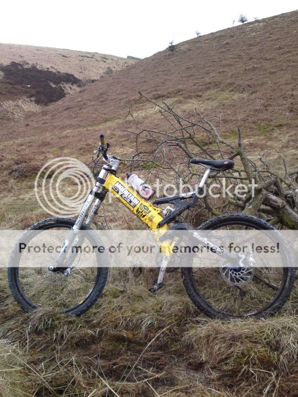 san andreas mountain cycle + pace rc200 f3 | Retrobike