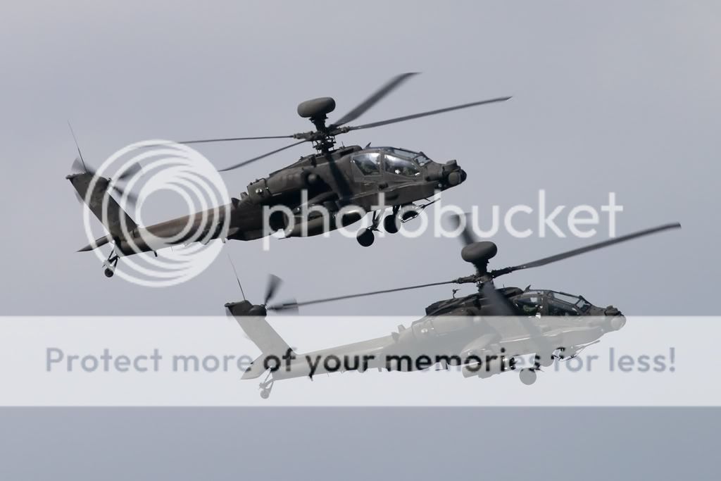 Apache formation flying - UK Airshow Review Forums