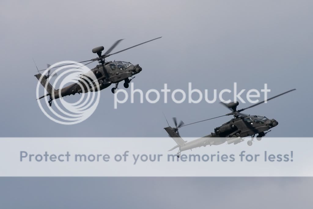 Apache formation flying - UK Airshow Review Forums