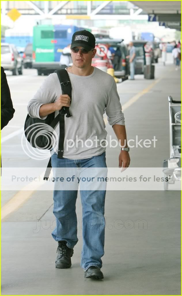 Matt Damon and his fat ass at LAX: ohnotheydidnt — LiveJournal